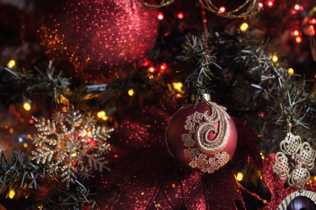 Navidad Revestida: Renovando Ornamentos - Revestida